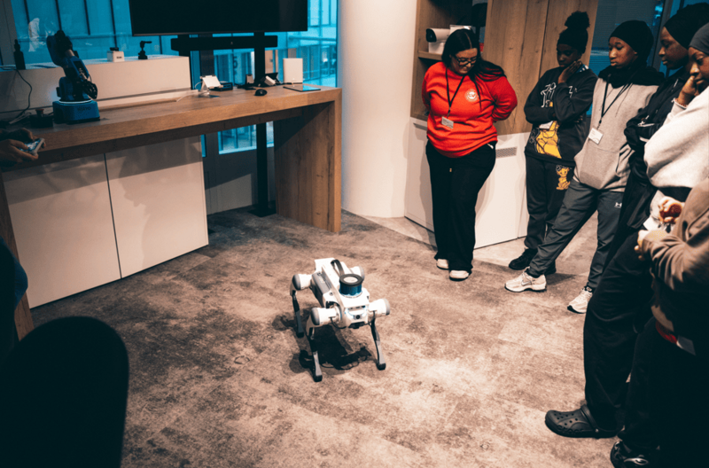 Help young girls emancipate themselves through soccer! | Dift